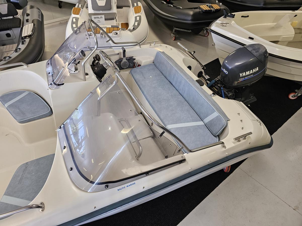 Yamarin 4730 Big Ride te koop - Bomert Watersport Giethoorn